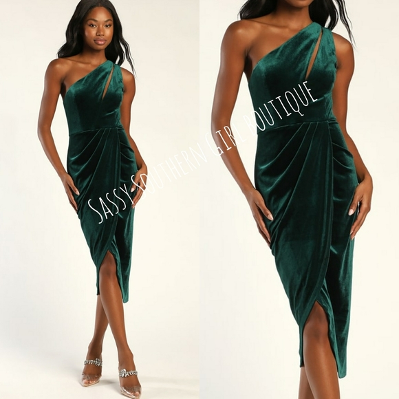 Sassy Southern Girl Boutique | Dresses | Emerald Green Velvet One ...